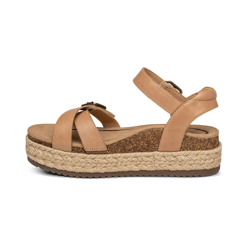 Aetrex Paula (Camel) – Hansen's